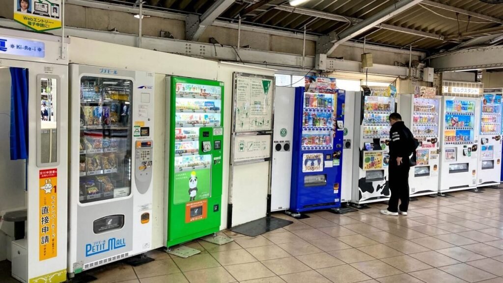 The 5 Best Mini Vending Machines In 2025: Top Picks for Investment